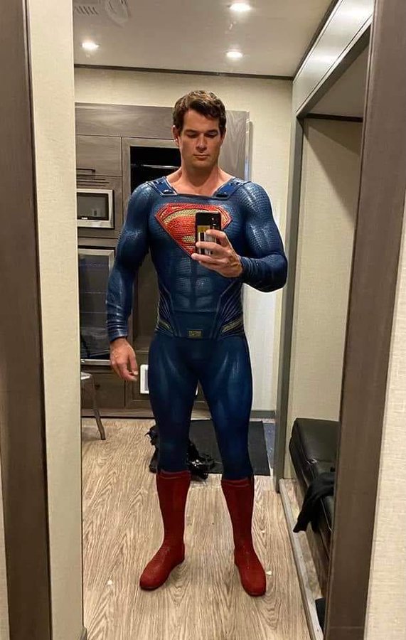Mundo Superman on Twitter: "Otra fotografía de Brad Abramenko como #Superman en la serie # ...