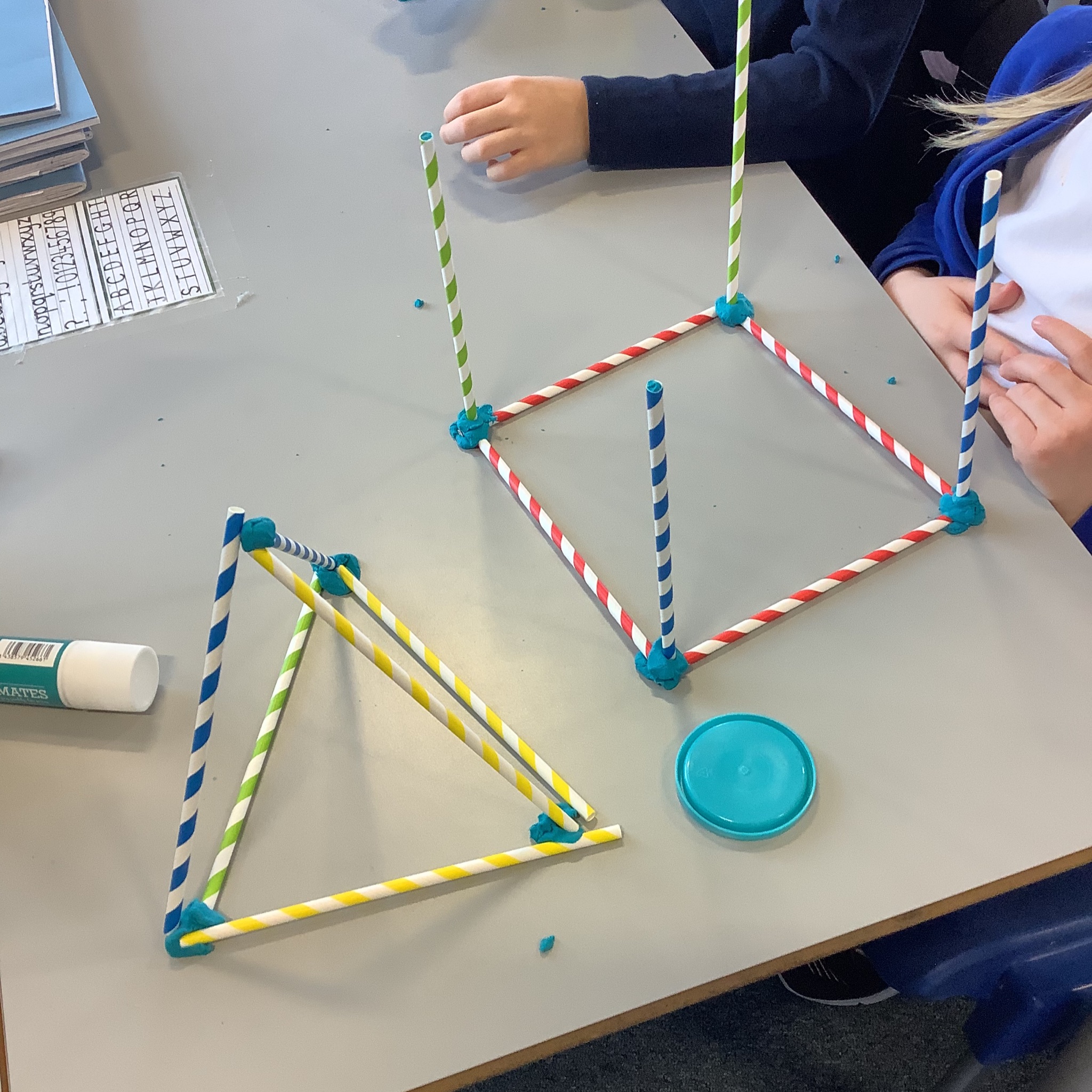 How To Make 3d Shapes With Straws