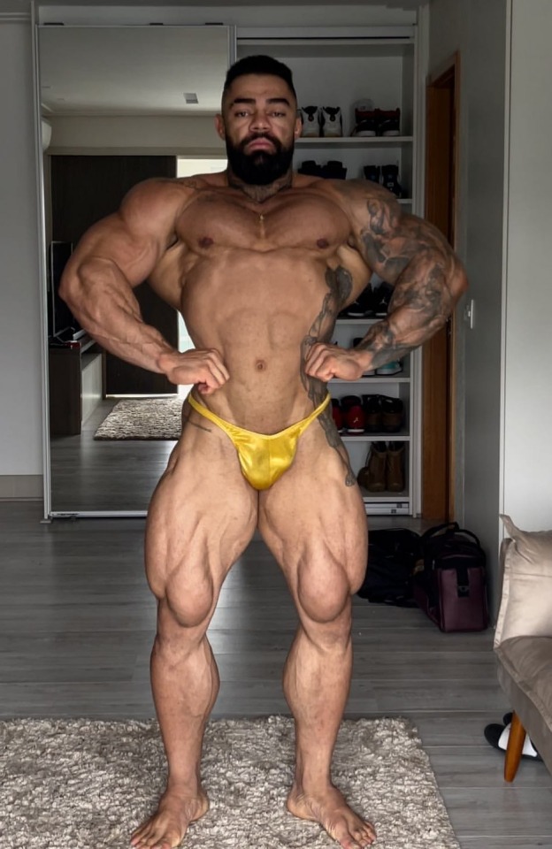 MuscleColtStar (MCS) 56K ️ Thanks on Twitter: "Bruno Santos tight yellow poser with a clear 3 o ...