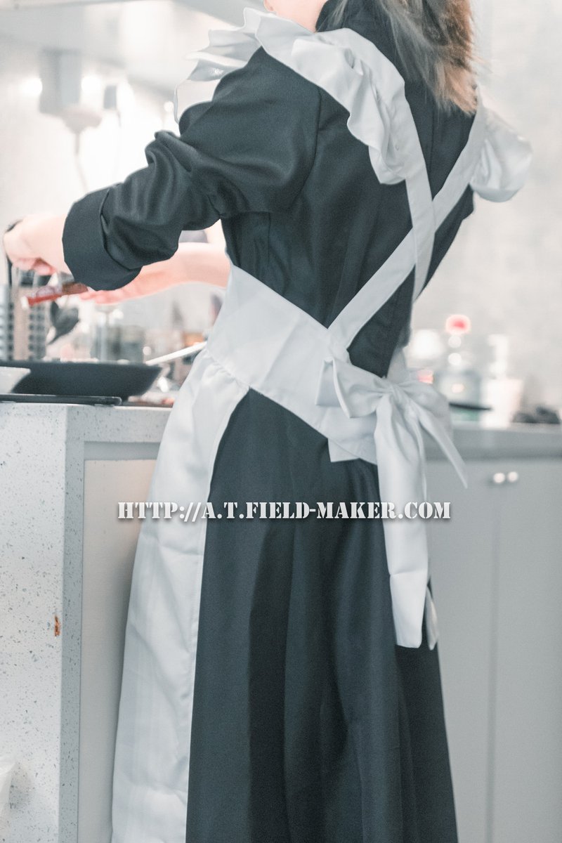 Tsubaki Album Vol 42 Classical Maid ご主人さま、食事を作っているのに、そんなことは、ダメェェェ… 👩 ...