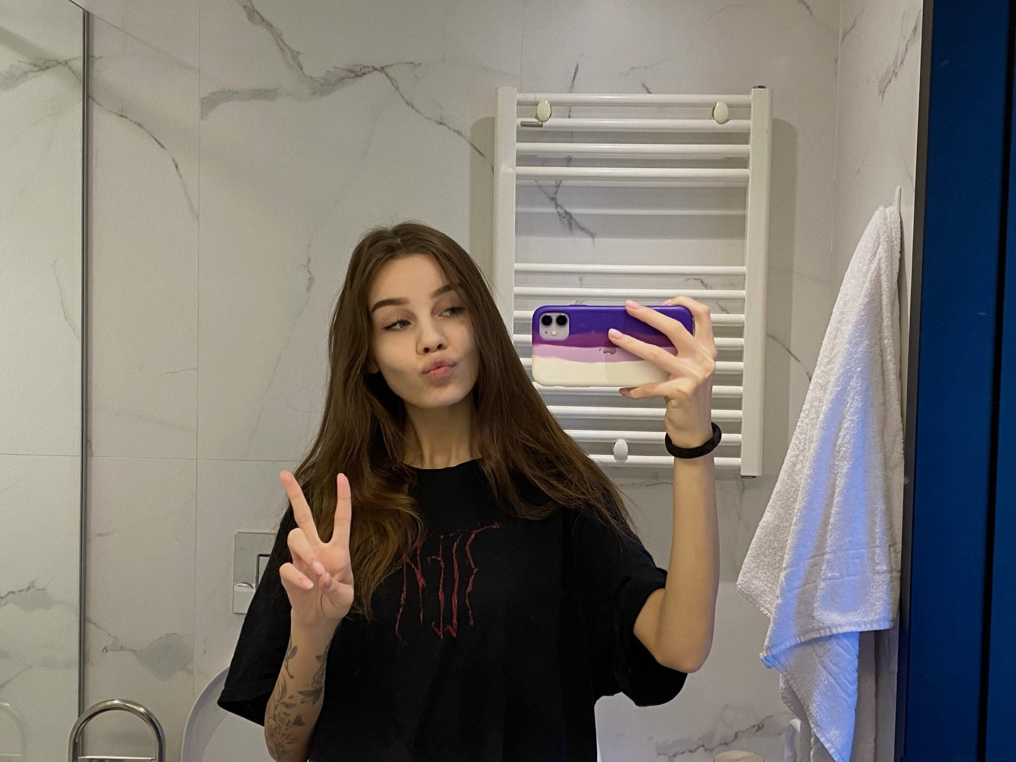 TW Pornstars - Alina. Twitter. I will start streaming in 30 mins 🖤. 11: ...