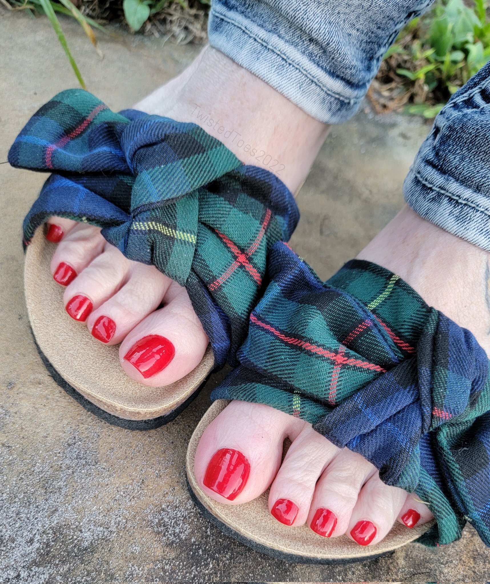 Tw Pornstars Twistedtoes Twitter When Those Red Toes Are Like Whoa