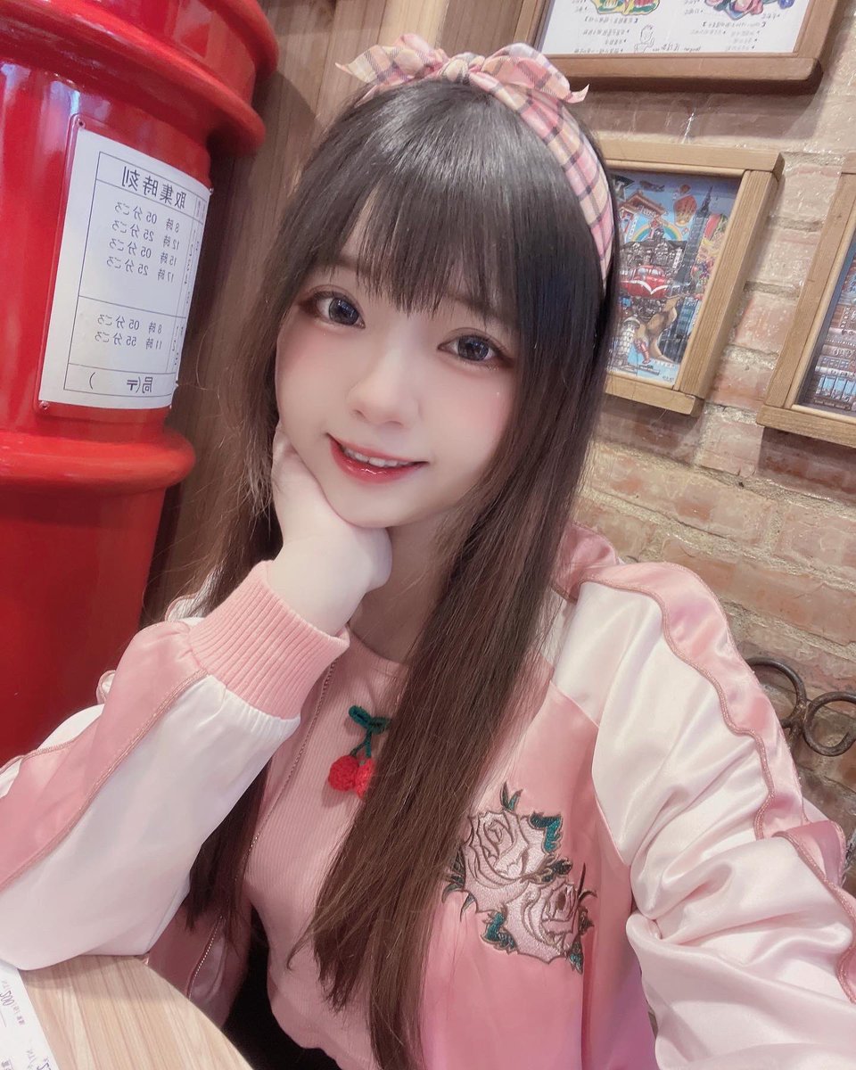 每天的主線任務就是 讓自己開心還有讓你們開心～ 送上今日份的微笑希望你喜歡💕 IG:@yuan_yuan1126 願願yuan @yuan ...