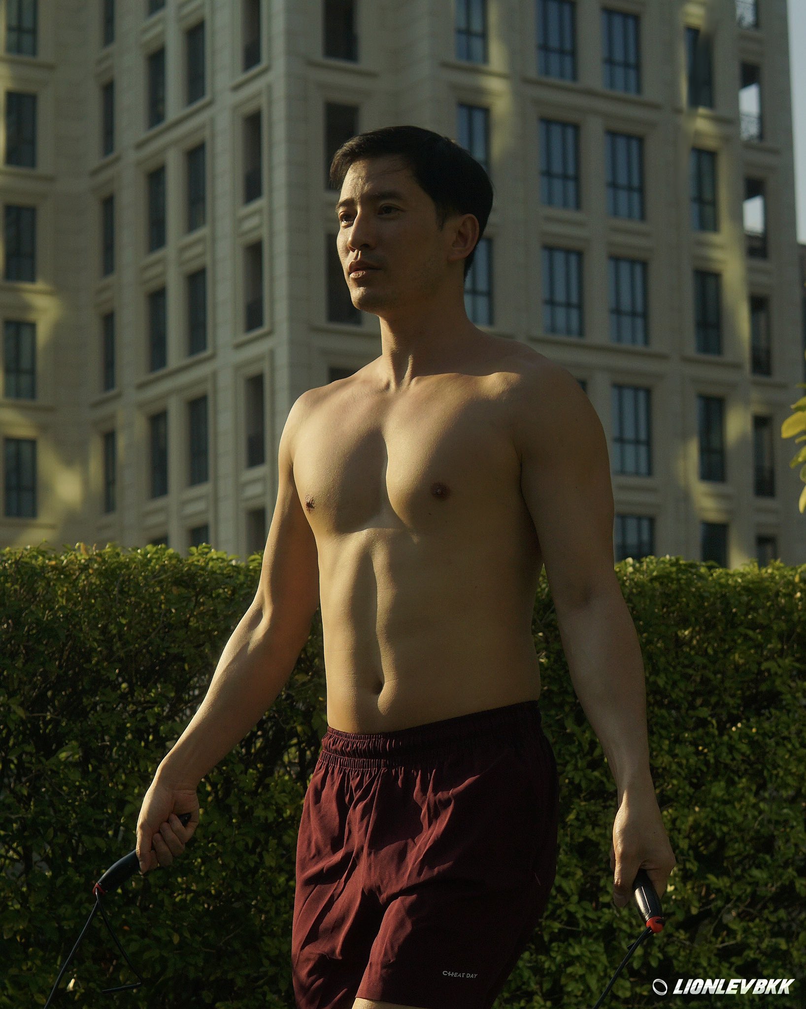 lev studio on Twitter: "Work it out! Avtivewear by @cheatdayactive1 Model @richkul https://t.co ...