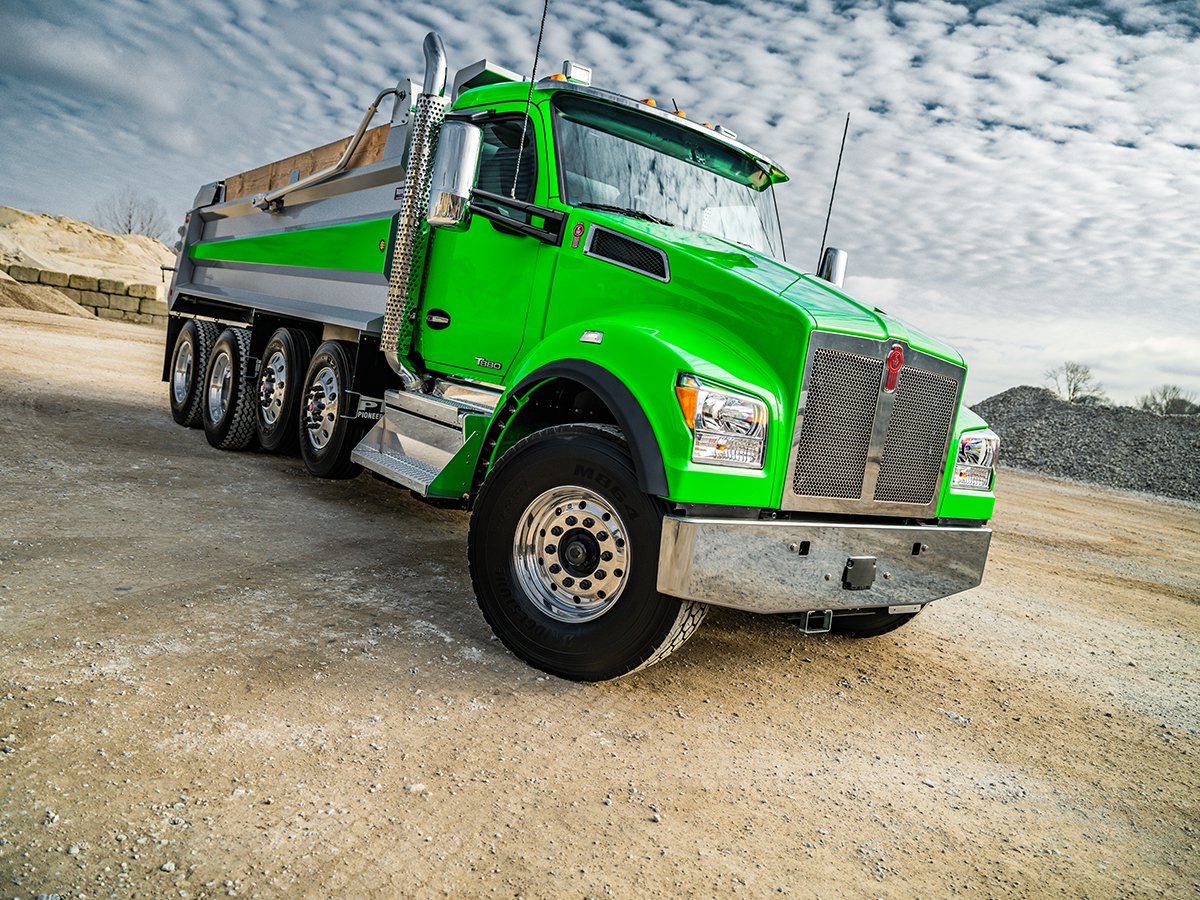 2022 Kenworth T880