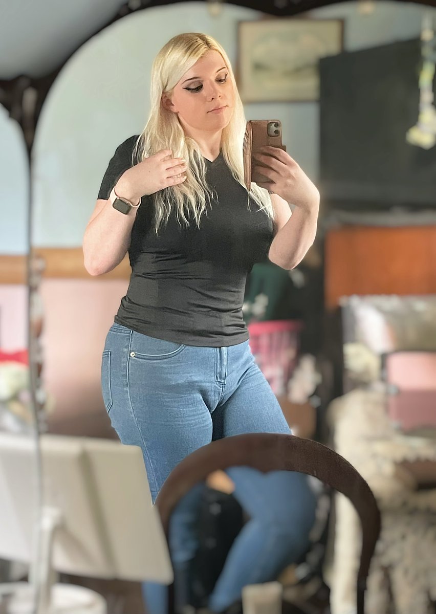 busy busy busy 🥵 🏳️‍⚧️ Amanda Rae 🏳️‍⚧️ @realamandarae