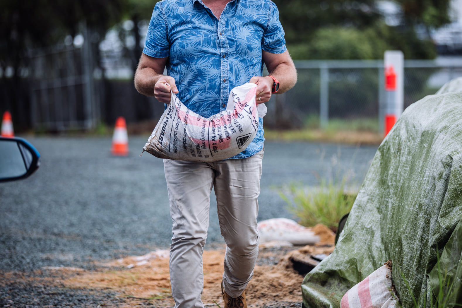 City of Gold Coast on Twitter: "SANDBAGGING STATIONS are open from 6am to 6pm today (Monday 28 ...