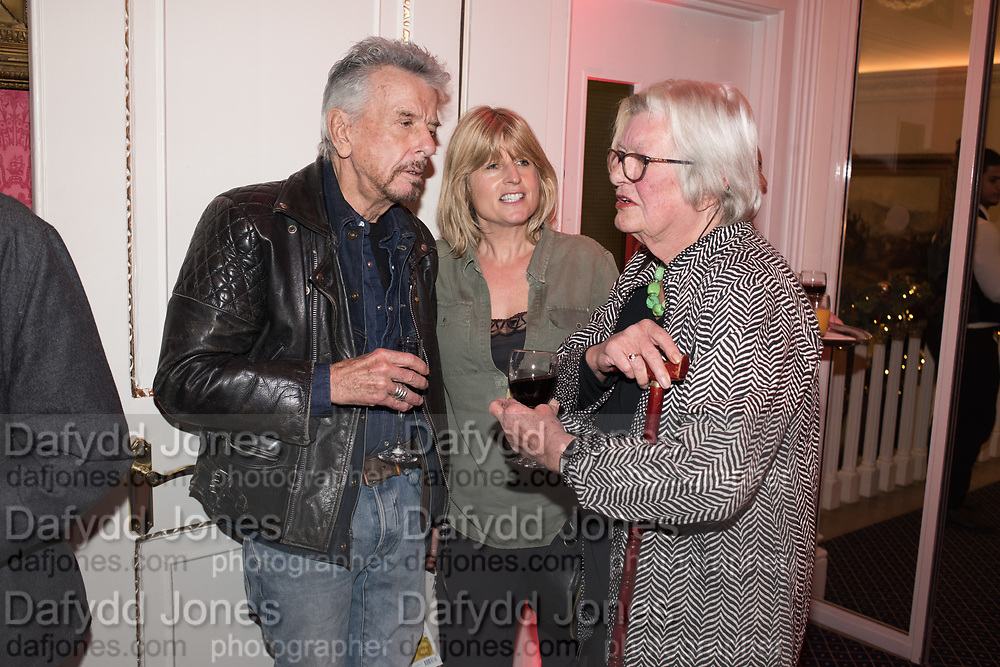 Ah the quirky Johnson family Rach talks about Putin's mental state 🙄 ...