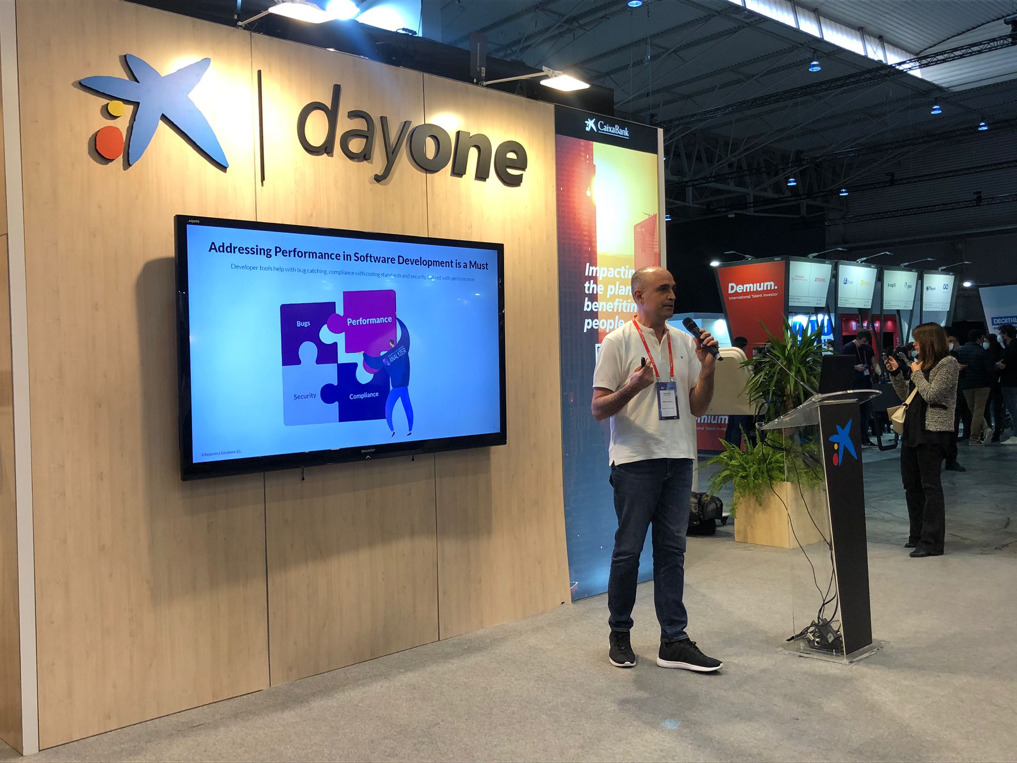 Codee (@codee_com) / Twitter