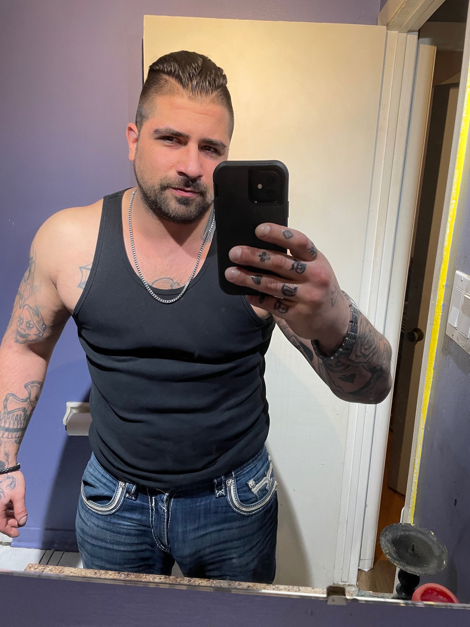 TW Pornstars - Ryan Bones. Twitter. Like my bulge⁉️😏🍆🔥 #SaturdayVibes #Saturday # ...