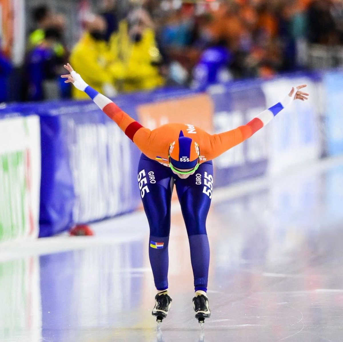 Lotte van Beek @LottevBeek X Profile | Muskviewer