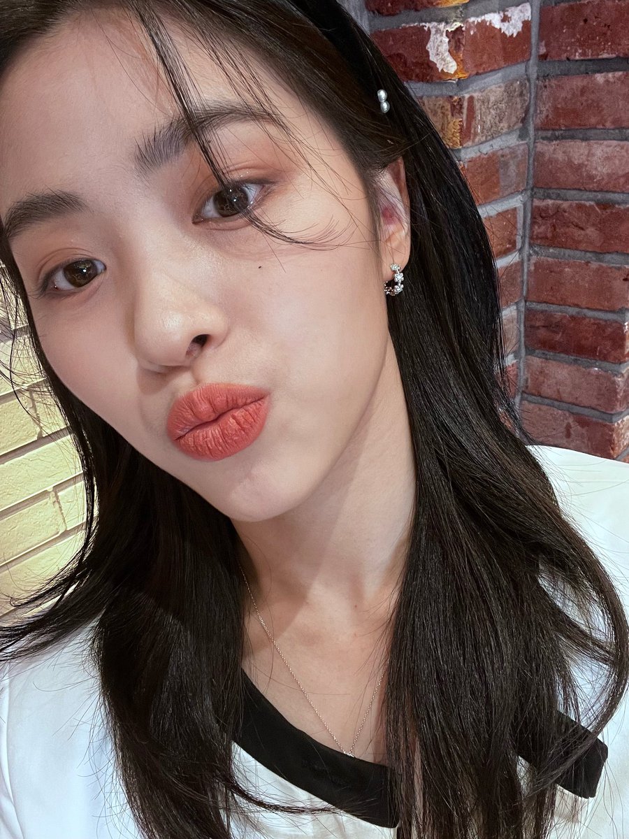 I love Ryujin's lips arch @lkiitai