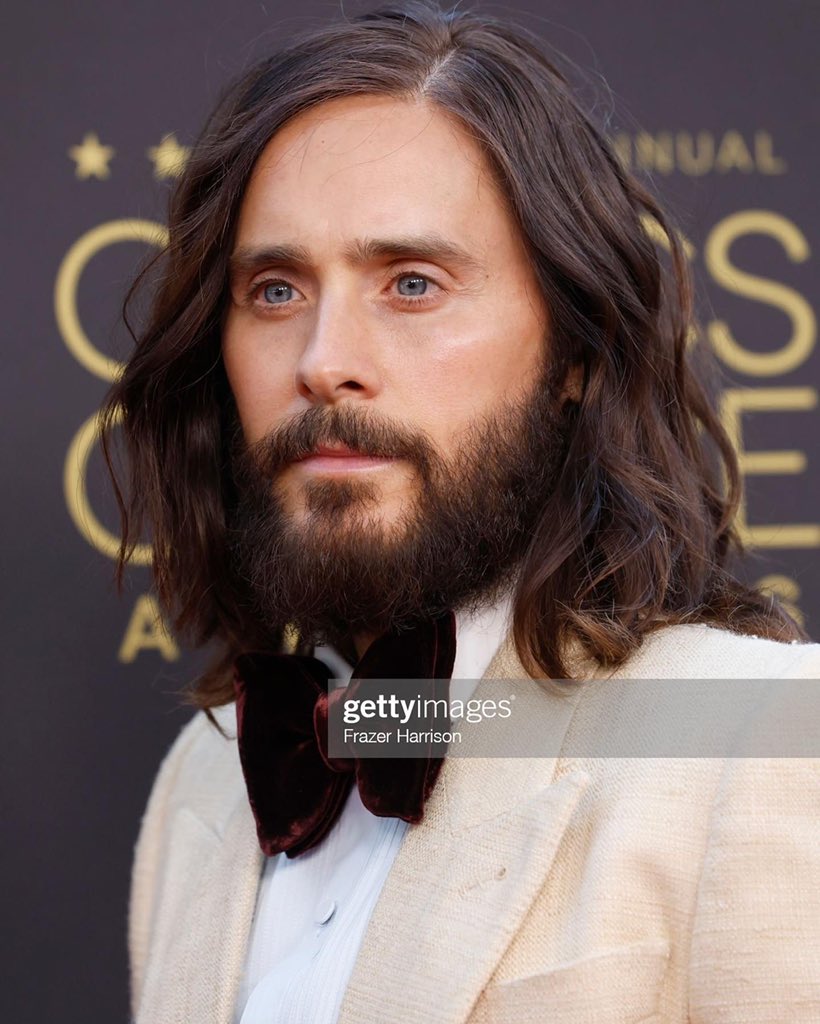 .@criticschoice 🤍🤍🤍 📸 Fraser Harrison / Kevin Mazur / Steve Granitz ...
