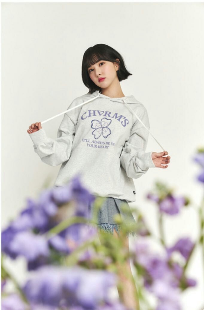 비비지 업데이트 on Twitter: "[📷] - #VIVIZ X CHARM'S EUNHA (1/4) #VIVIZ #EUNHA #비비지 #은하 @VIVIZ_official…