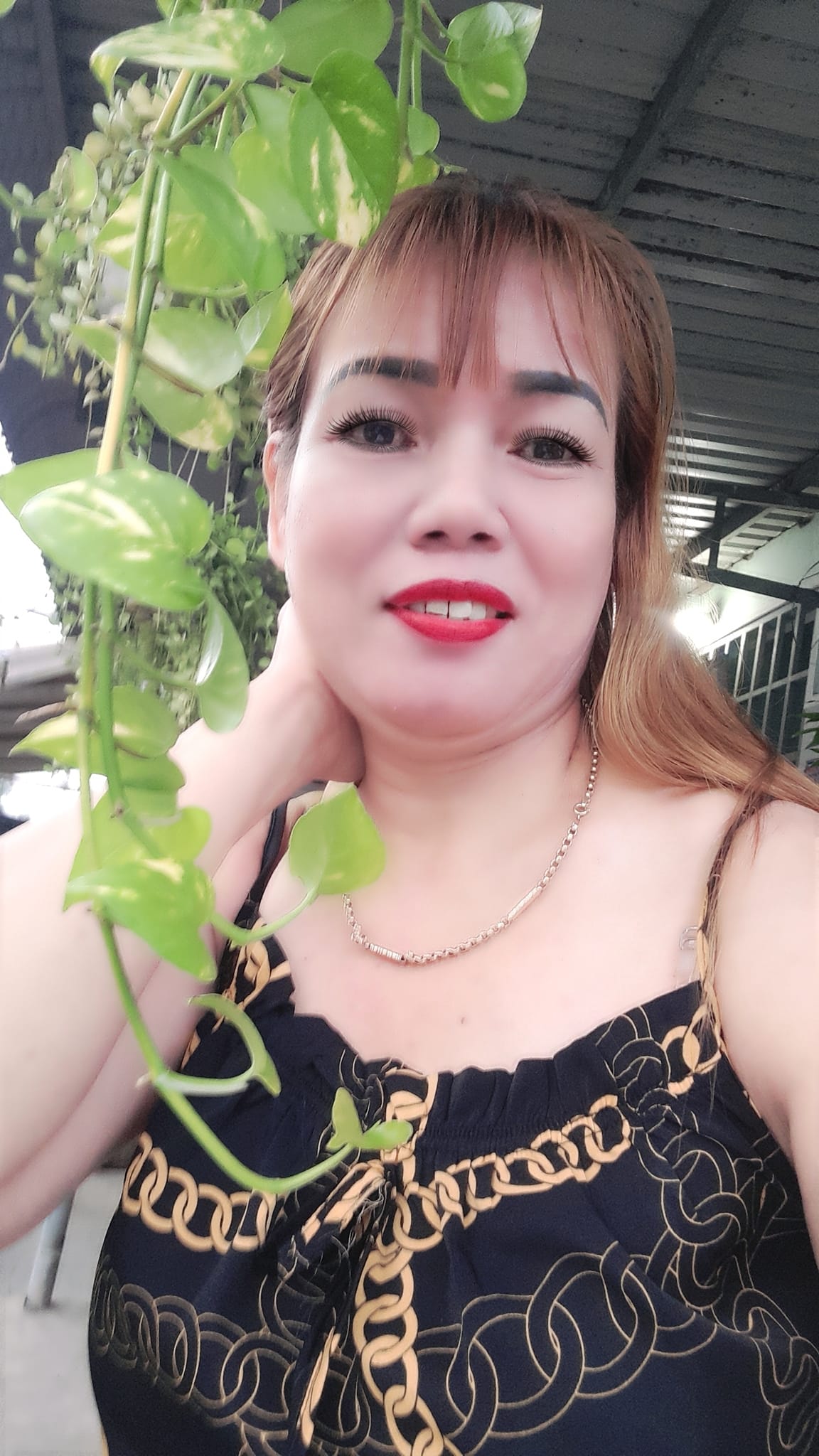 Mbbg Tren Facebook On Twitter Chị Hoa đã Ly Thân Cần Tuyển 1 Nam Thanh Niên Khỏe Mạnh Ko Xăm