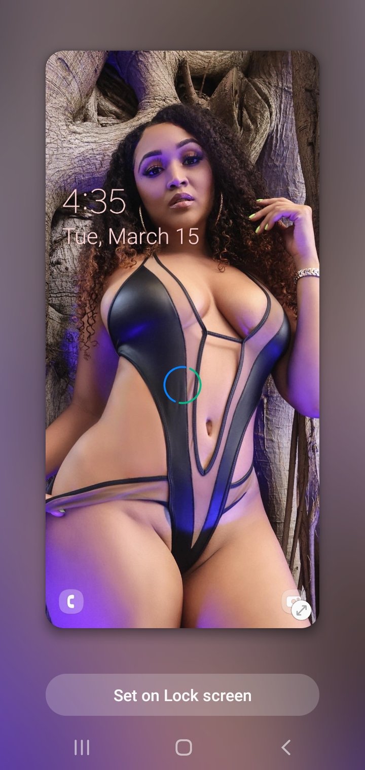 The Darling 🌼 on Twitter: "RT @MarkKent77: @daisy_daisyyyy My new lock screen! https://t.co ...