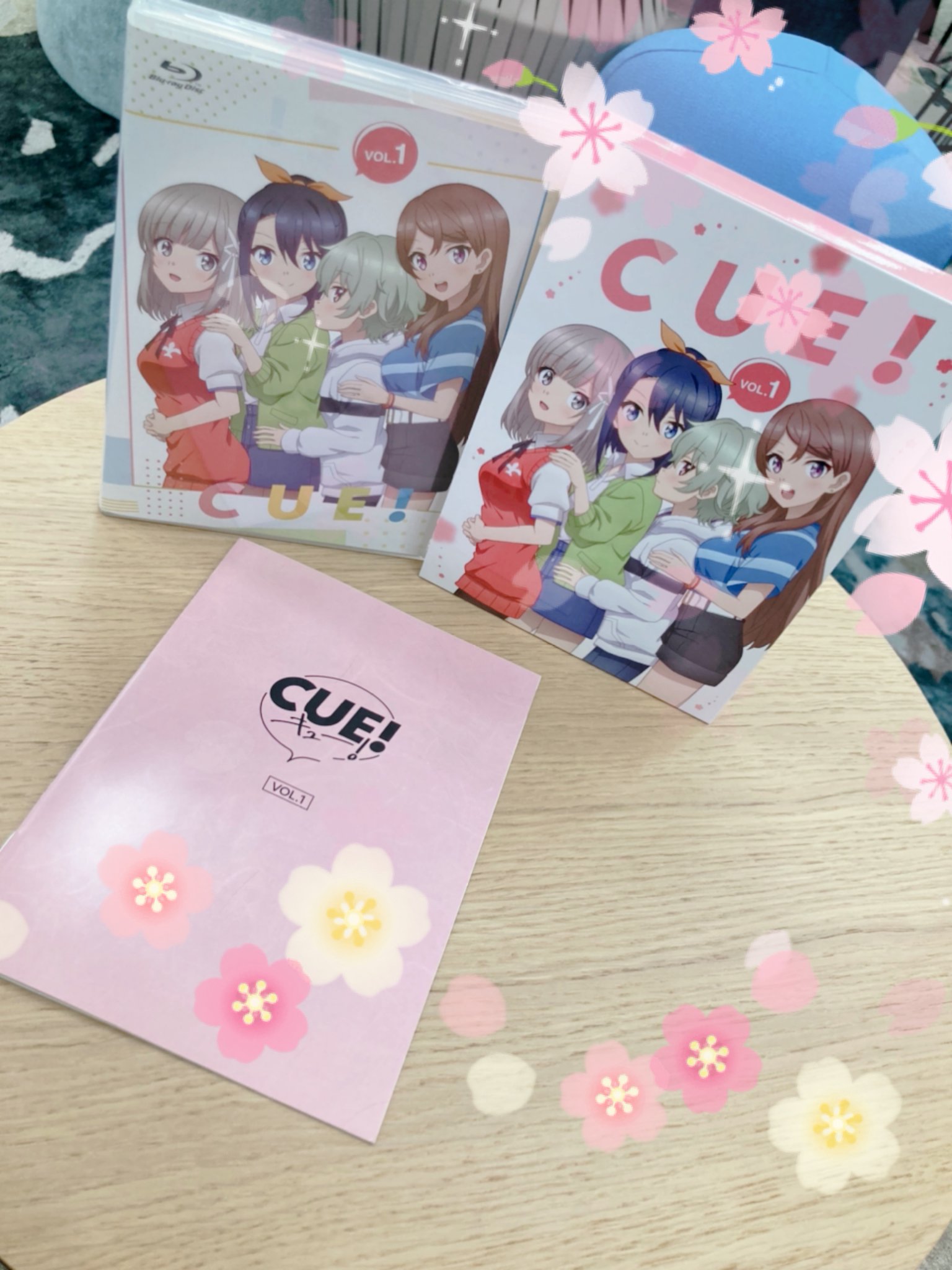 TVアニメ『CUE!』公式 on Twitter: "TVアニメ「CUE!」Blu-ray第1巻が本日発売になりました🌸 特典満載です ぜひ手にとってお楽しみください🌸🐤🍃🌙 #キュー ...