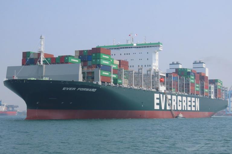 Guy With The Digger At Suez Canal On Twitter The Ship Stranded At Chesapeake Is Called Ever