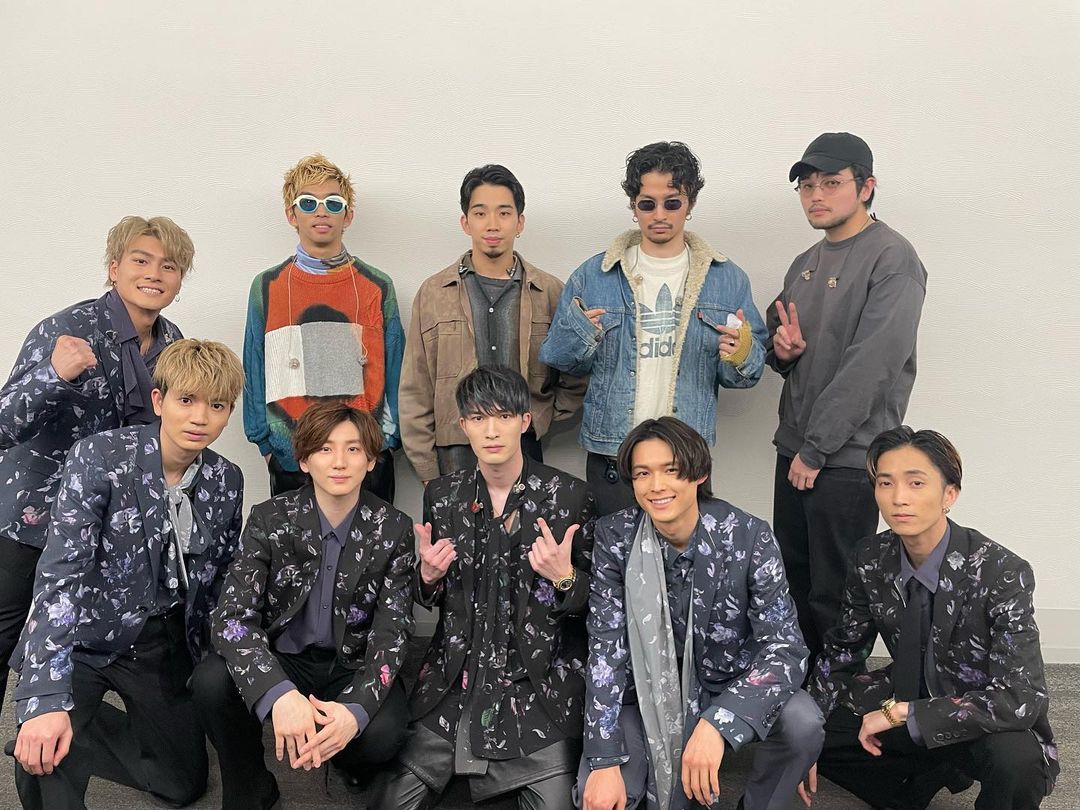 SixTONES on Twitter: "⁡ ⁡ ⁡ ⁡ やっと会えた！！！ ⁡ ⁡ ⁡ #KingGnu #常田大希 #嬉しいぜ #やったー #マスカラ #KingGnuとSixTONES ...