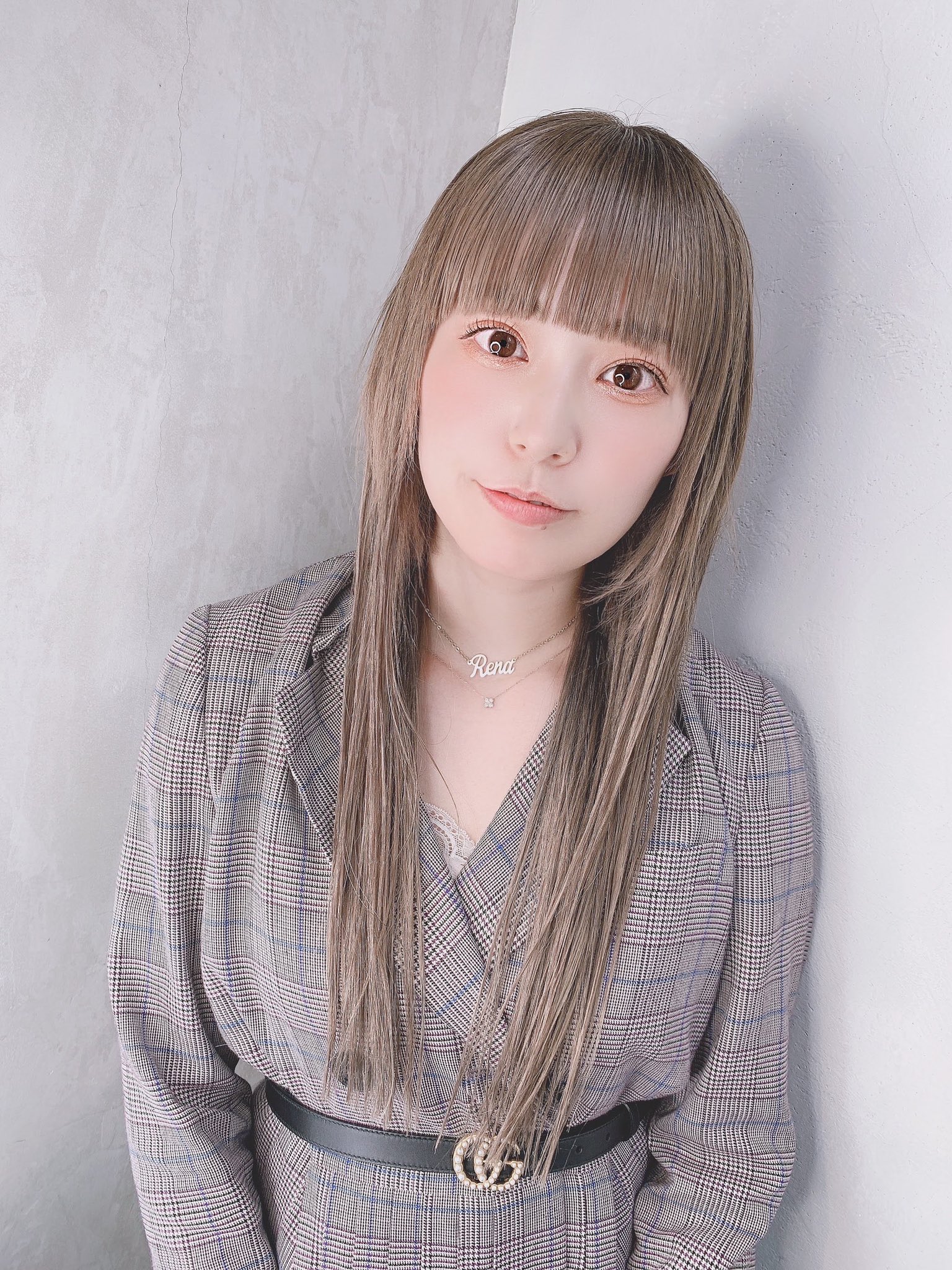 イロハ レナ-SHIKASHI on Twitter: "#拡散希望 ♡┈┈┈┈┈┈┈┈┈┈┈┈┈┈┈♡ 3月中にフォロワー2200人目標 ♡ SHIKASHI イロハ レナ お洋服は派手なの ...