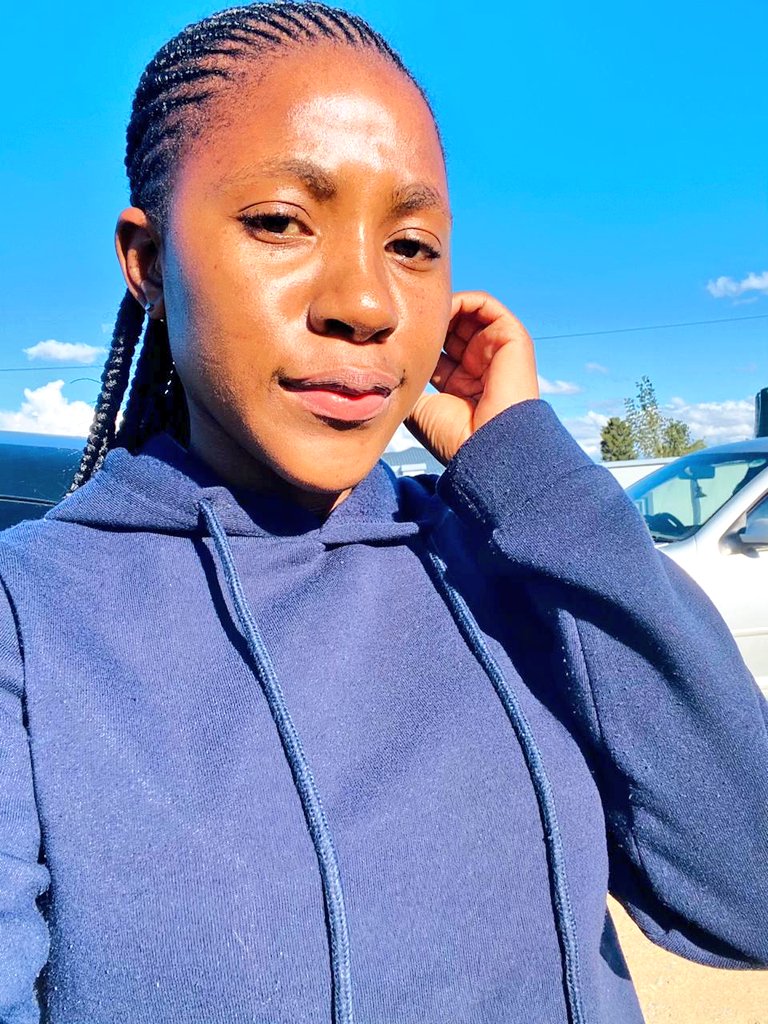 🌻Matlhare_Rethabile🇸🇱 on Twitter: "Kiss beauty 😍…