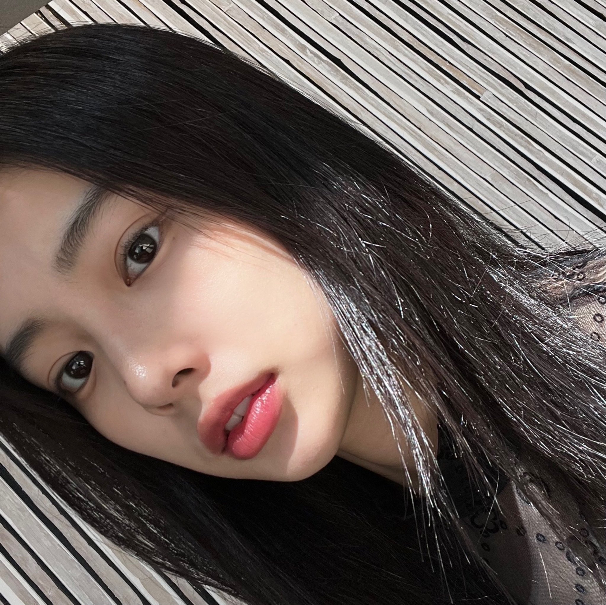 hyewon pics ☁️ on Twitter: "bubble update https://t.co/Rw8FZmIG4B" / Twitter