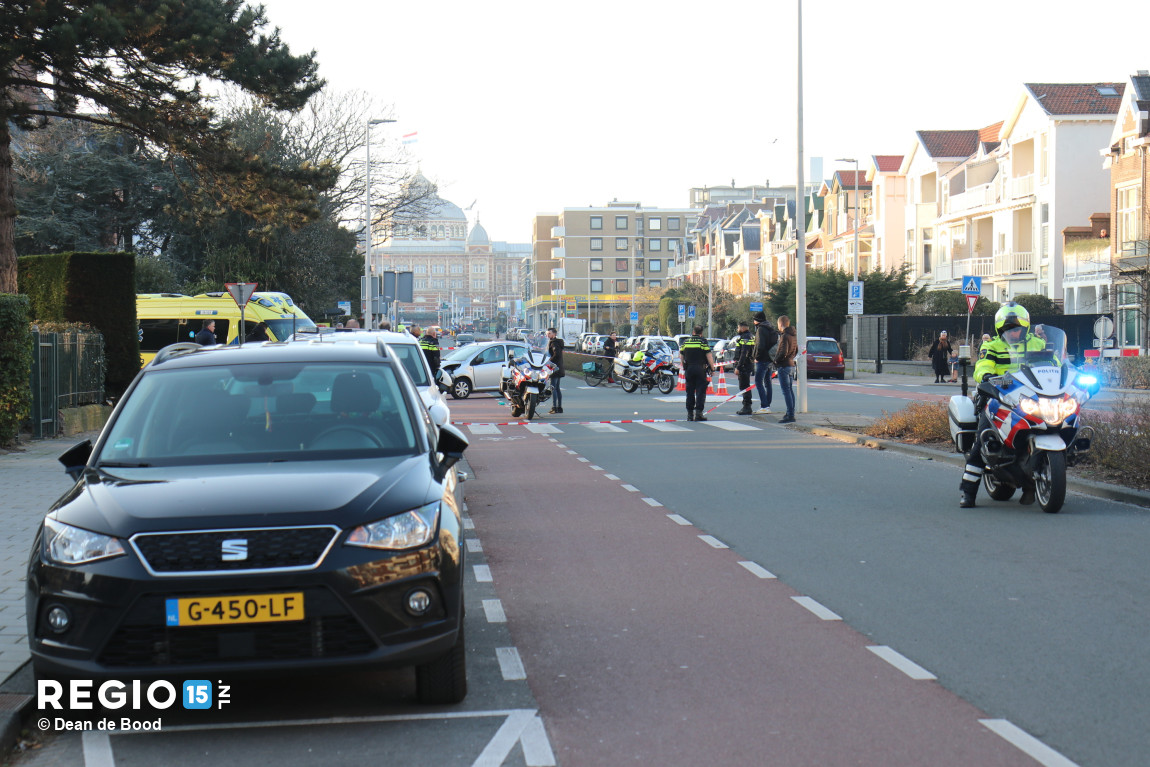 Regio15.nl on Twitter: "Aanrijding auto met motor op de kruising #Stevinstraat #Badhuisweg # ...