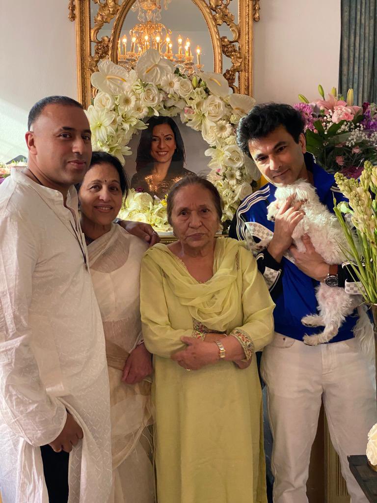 Vikas Khanna With His Wife