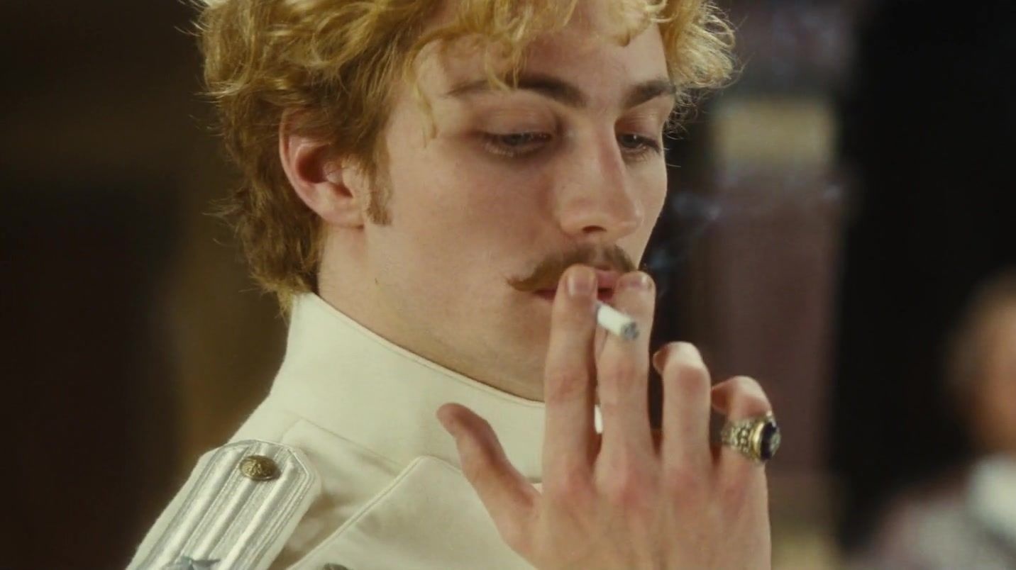 Aaron Taylor Johnson Vronsky