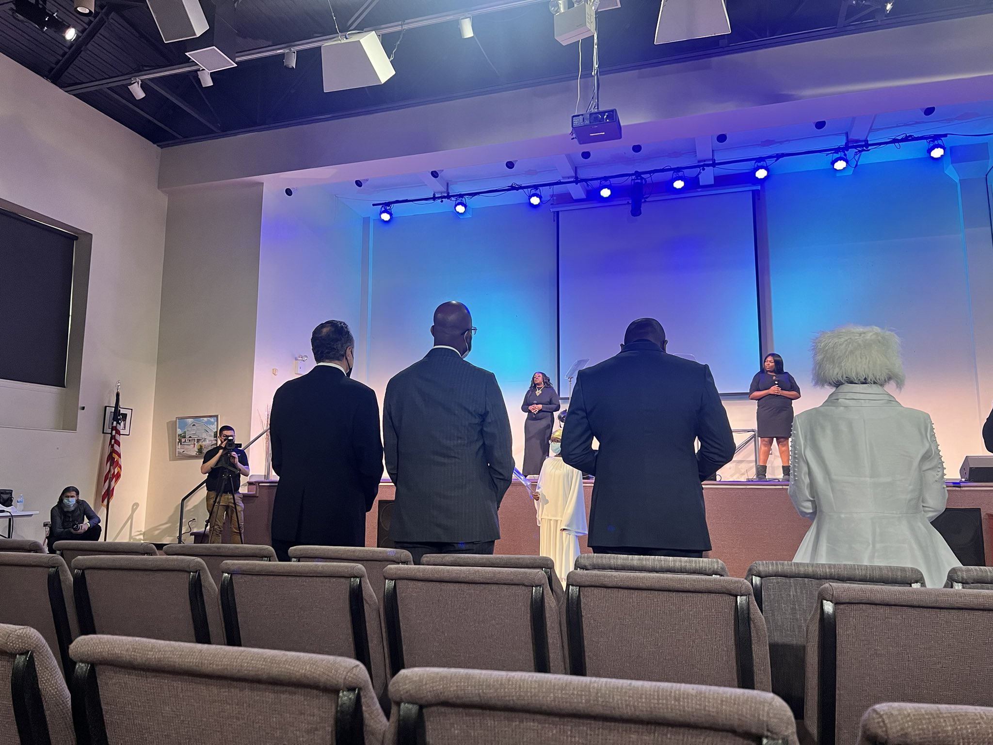 Ruby Cramer on Twitter: "The unsolicited return of Andrew Cuomo, at God’s Battalion of Prayer ...