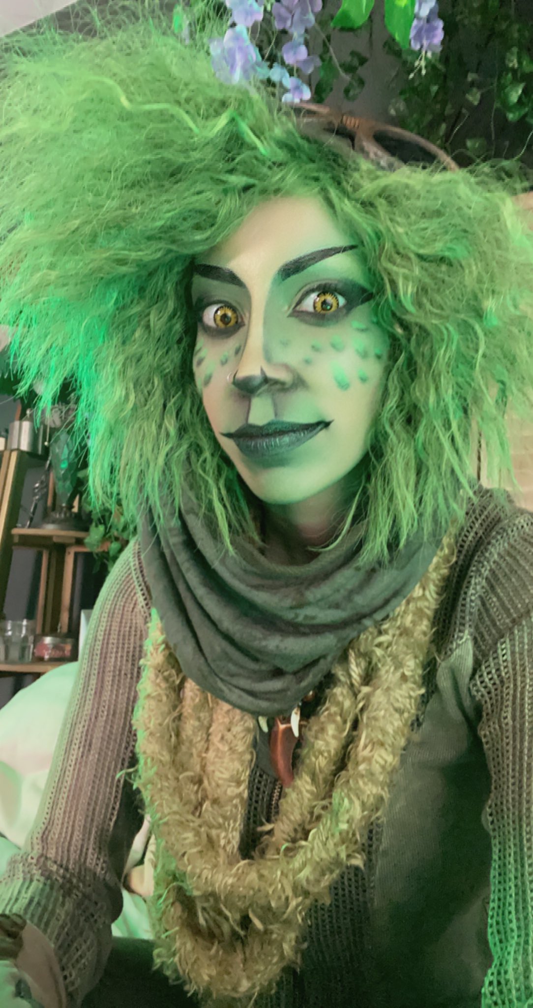 VividVivka on Twitter: "We playing now!! Come watch some d&d!! https://t.co/JncMZ7znbY 🎉🎉🎉💞💞💞 ...