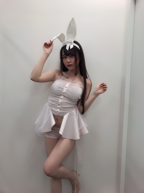 フレッシュ/出演者情報 on Twitter: "3/7(月)【フレッシュフォトセッション／ #着せ替えDollDay 】雨宮なゆちゃん(@ammy_nayu)です💕 https://t.co ...