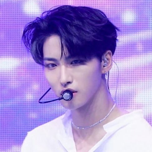 ٌ on Twitter: "the grip this seonghwa has over me…