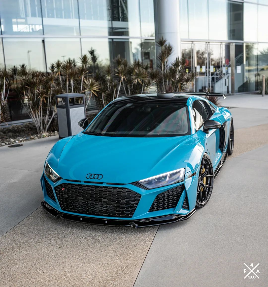 2022 Audi R8 Blue