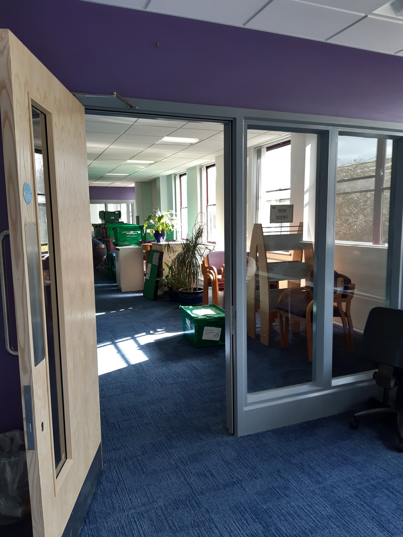 UHDB Library & Knowledge Service on Twitter: "More photos, plus sunshine! https://t.co ...