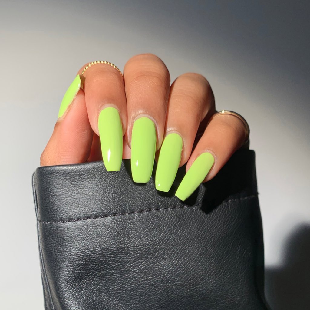 mooncat on Twitter: "RT if you would wear ‘HIGHWAY GLOW’ ⚡️…