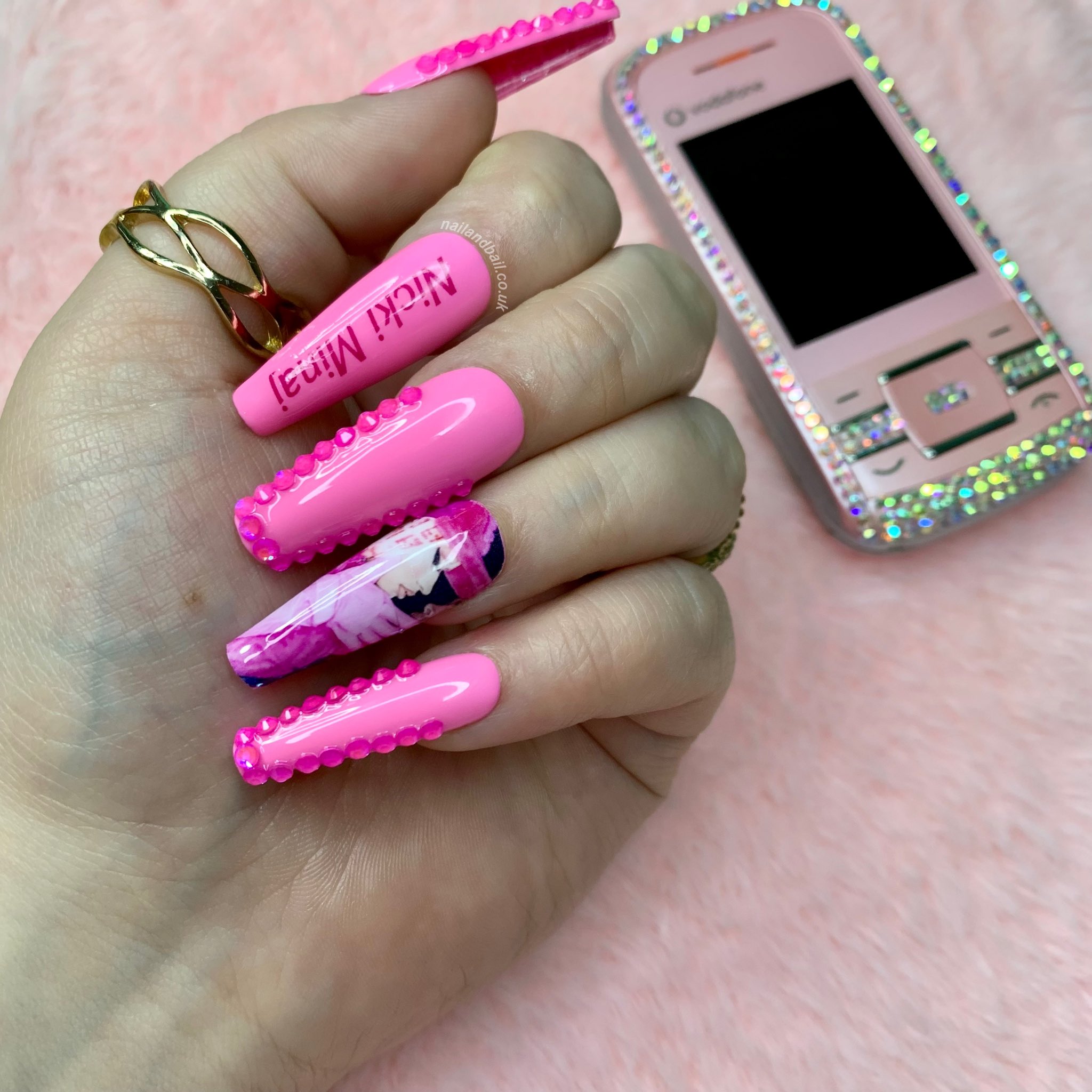Nicki Minaj Pink Nails