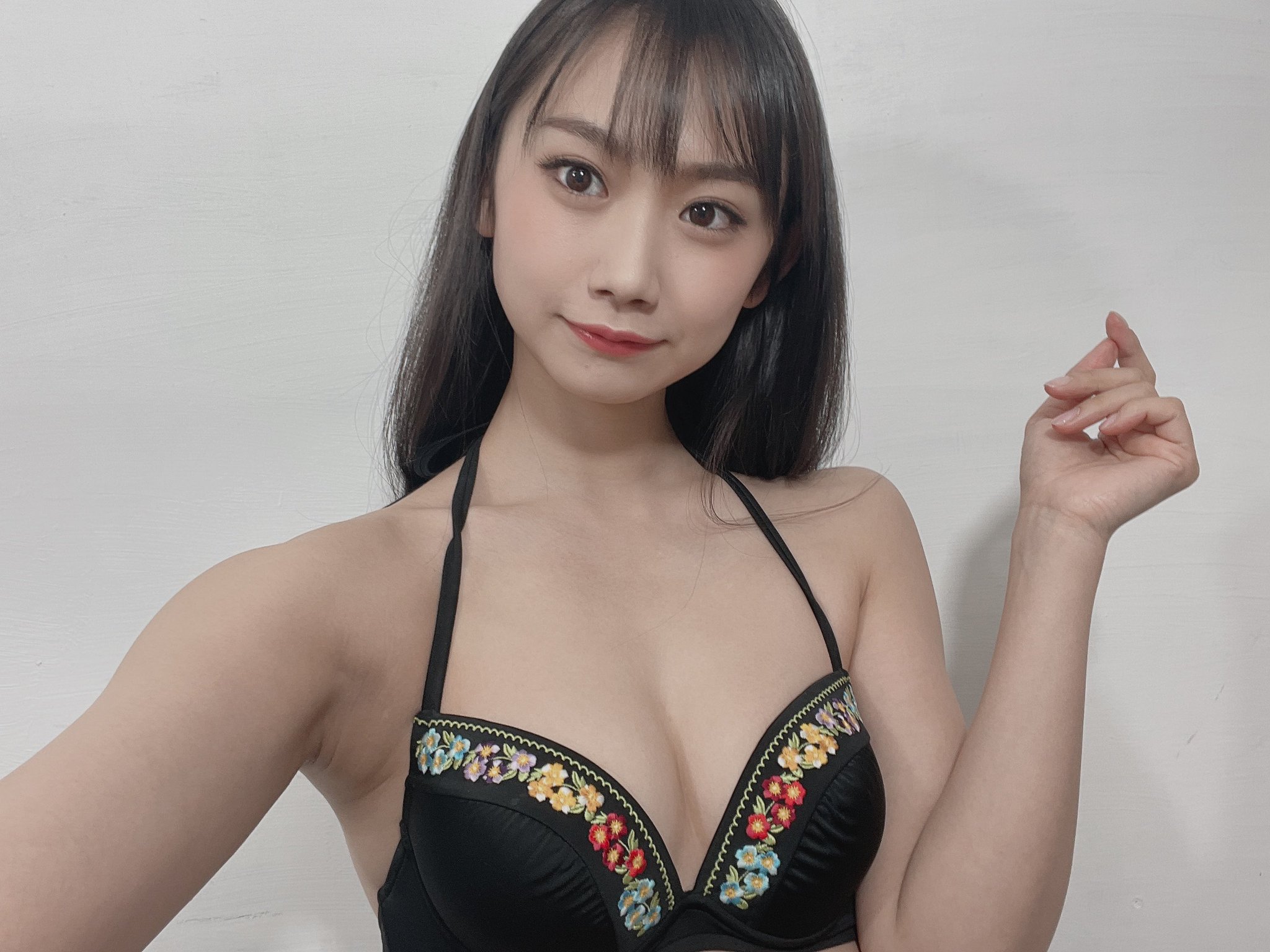 相沢菜々子 / Nanako Aizawa on Twitter: "おはようございます🌞 今日は #みつばちの日 3/19,20,21 はネイキッドロフト横浜に 3日間いることが確定しました ...