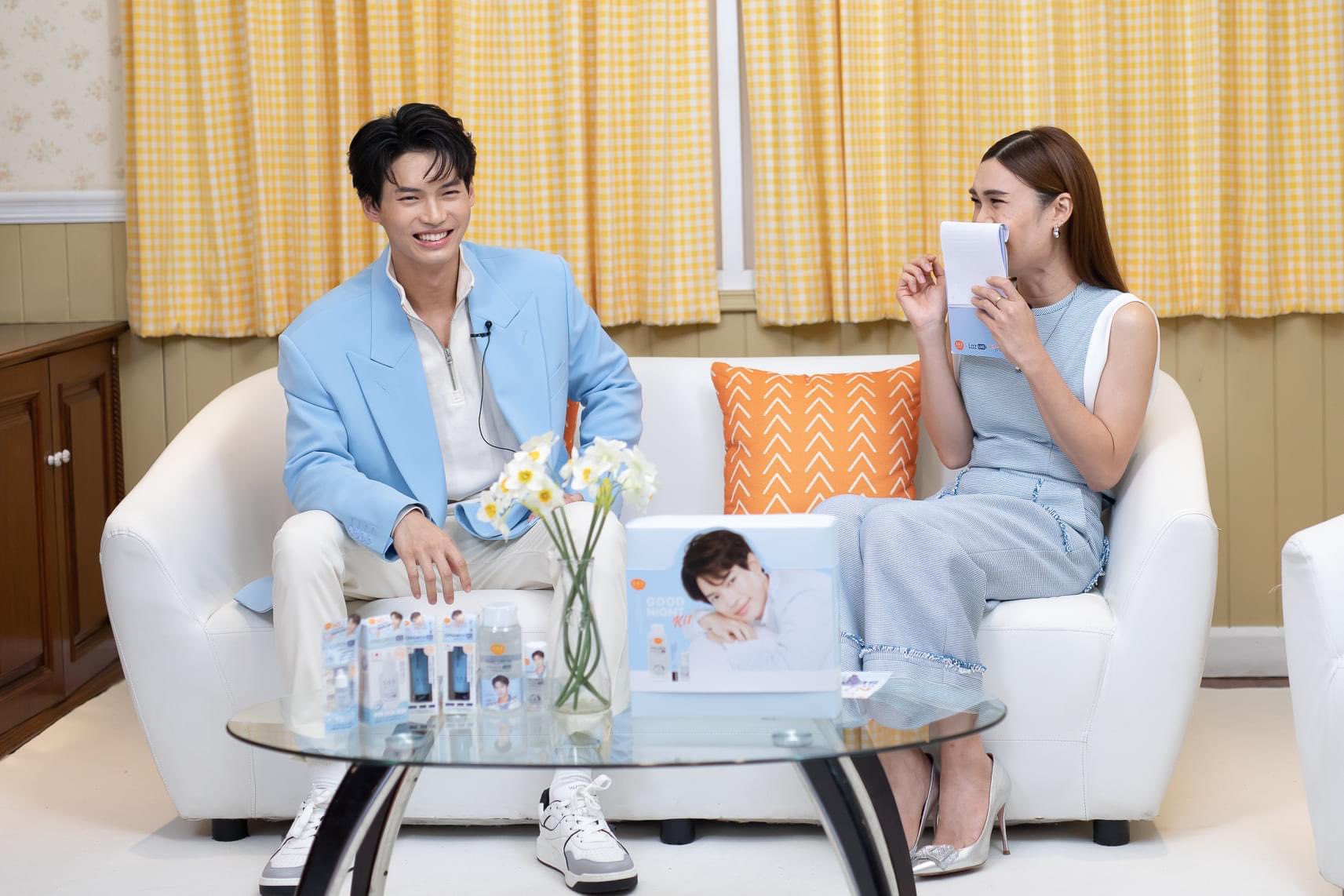 Winmetawin.Official on Twitter: "ภาพบรรยากาศงาน #SoSxWINLazlive 🧡 ตามไปกด Like & Share กันค่า 📍 ...