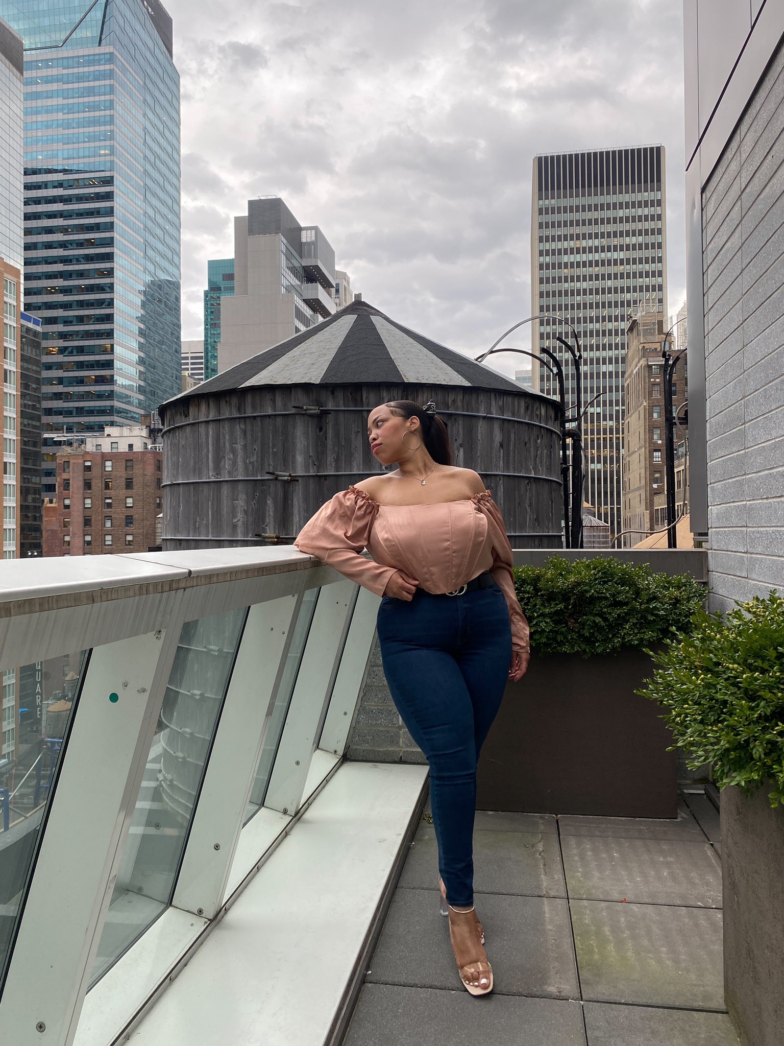 PHILLY💫 BIG BOUJEE ️‍🔥 on Twitter: "Where’s my modeling contract? I wanna be a pornstar/model😇 ...