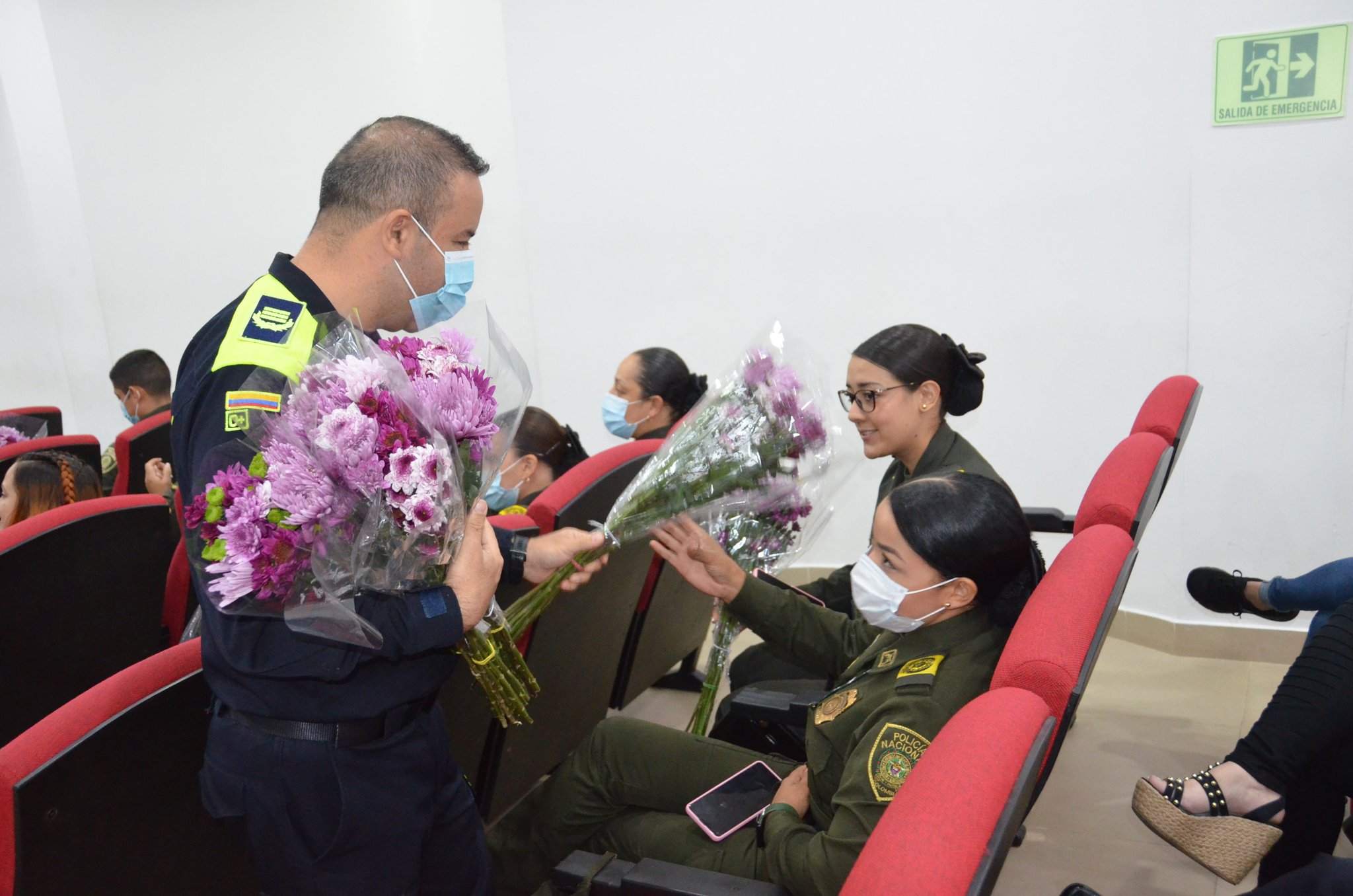 CR. Daniel Mazo Cardona on Twitter: "Felicitamos en este día a todas las mujeres de nuestro ...