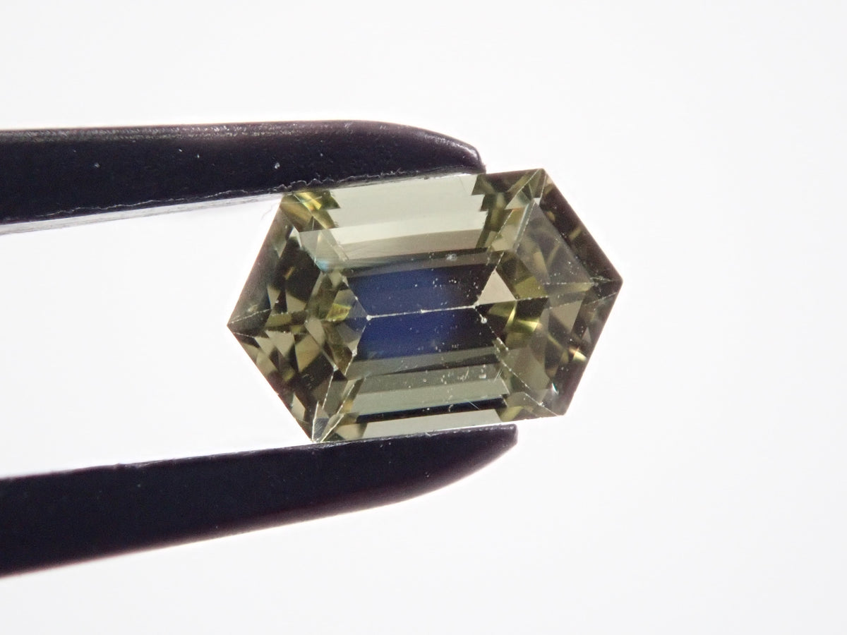 KARATZ（カラッツ）公式 on Twitter: "ゲームの世界のものが現実に現れるとなんだかわくわくしますよね🎶…