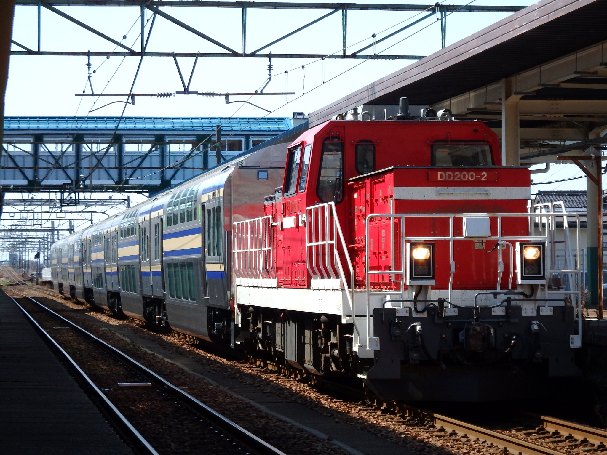 にいてつ on Twitter: "DD200-2[愛]牽引E235系サロ(グリーン車)甲種輸送信越本線東三条…