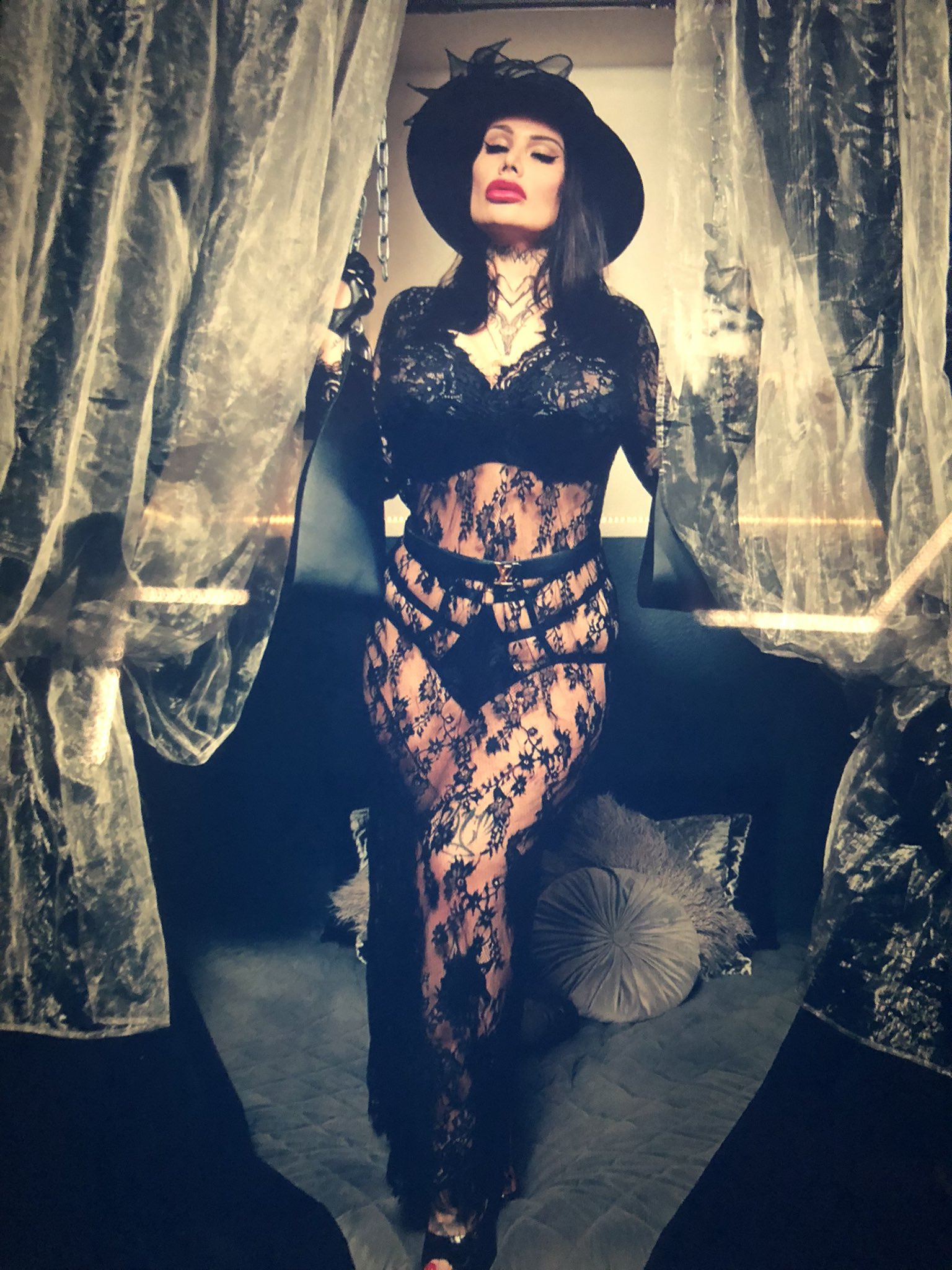 bizarrlady_cary on Twitter: "Obey your Mistress #yesmistress #obey #whorship #misstresslove # ...