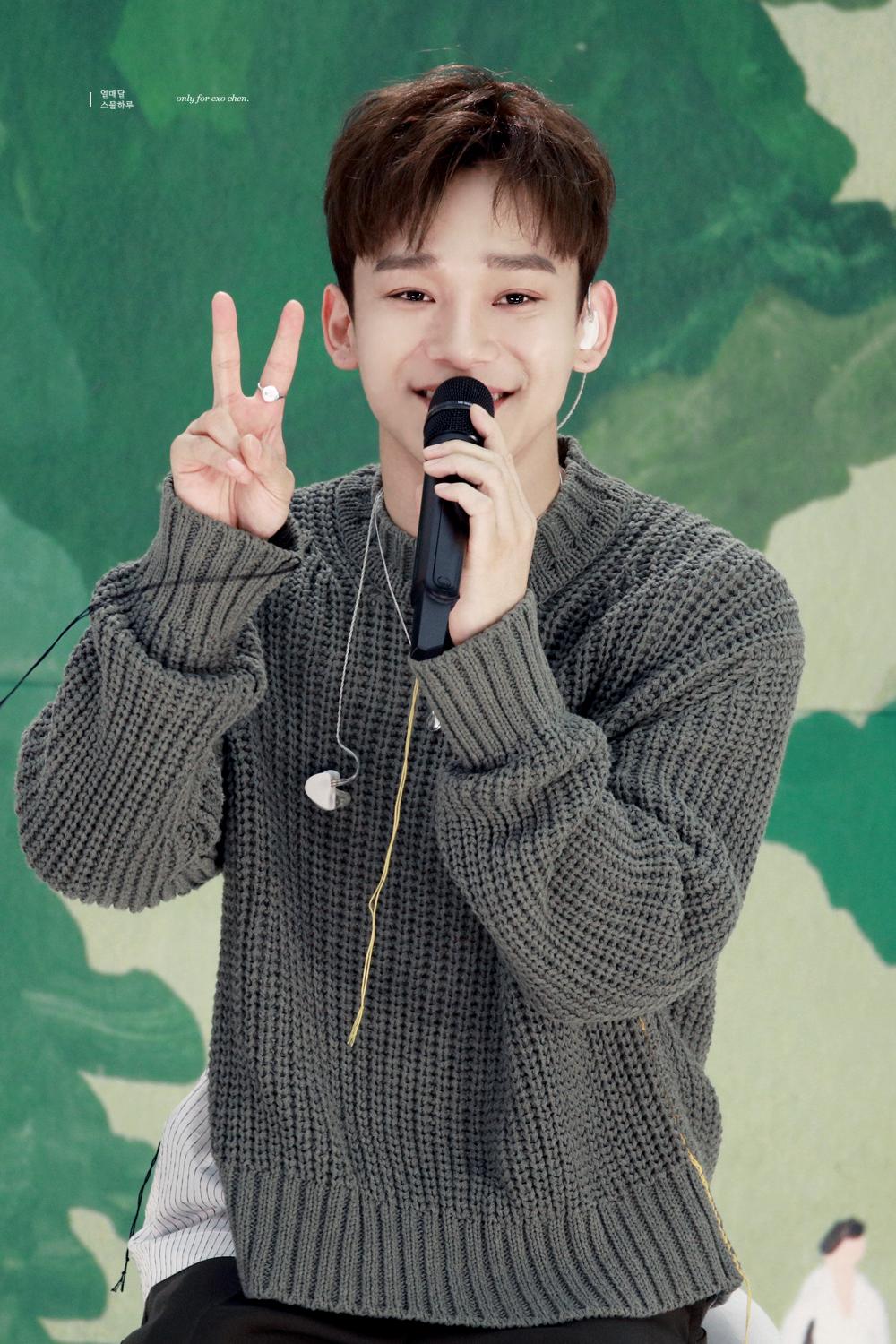 best of kim jongdae on Twitter: "just kim jongdae 💚…