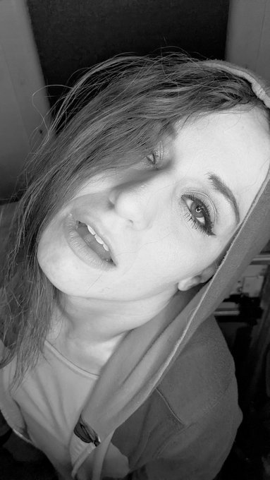 TW Pornstars - Amanda_Phylmy. Pictures and videos from Twitter. Page 3