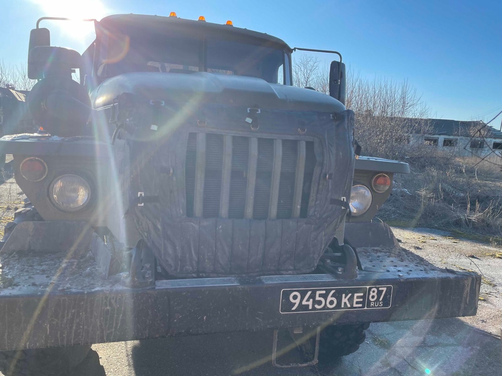 MilitaryLand.net on Twitter: "📷 Two abandoned Russian trucks full of ammunition captured by ...
