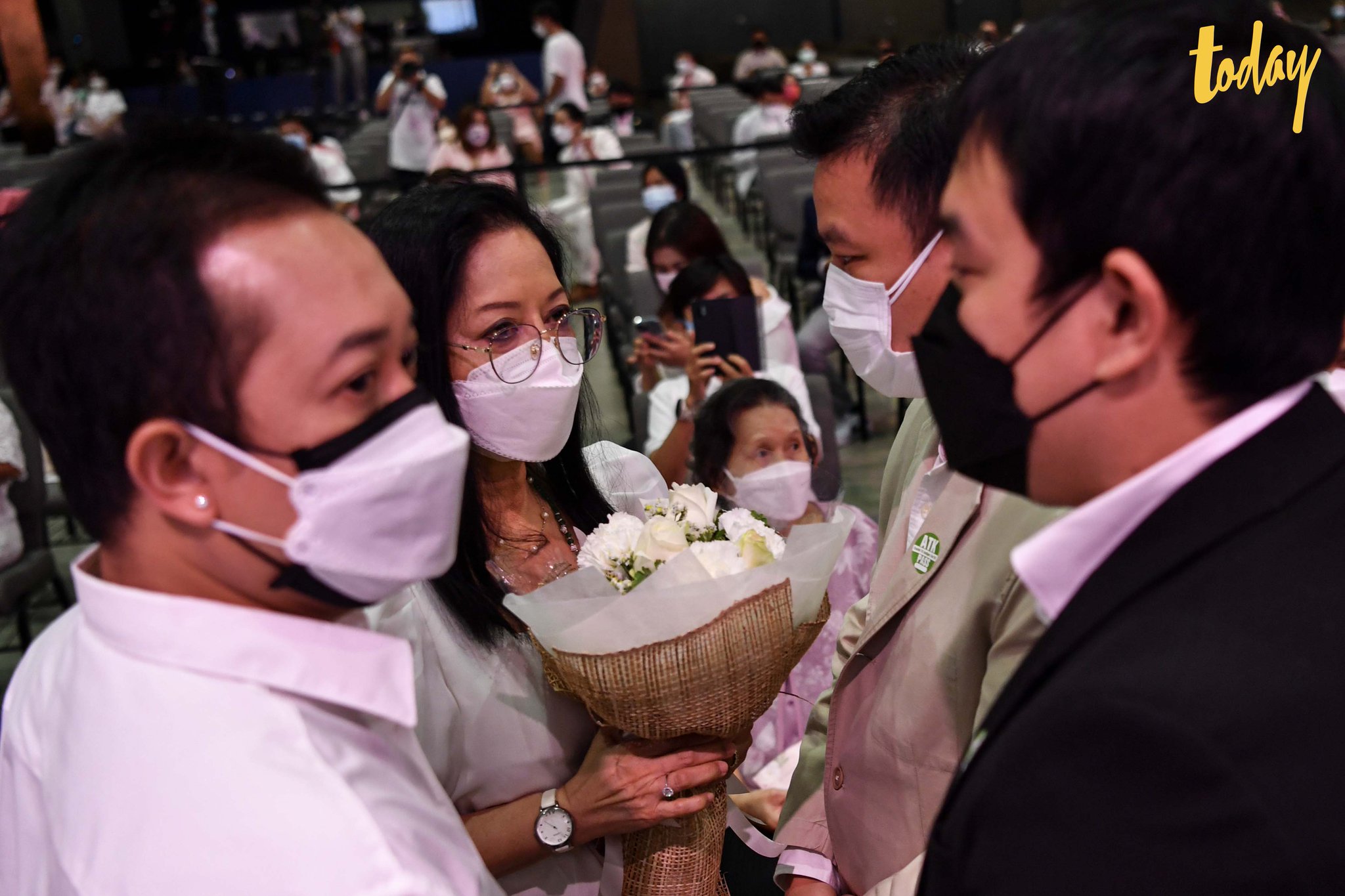 workpointTODAY on Twitter: "ประมวลภาพ พิธีไว้อาลัย #แตงโม นิดา วันแรก #workpointTODAY…