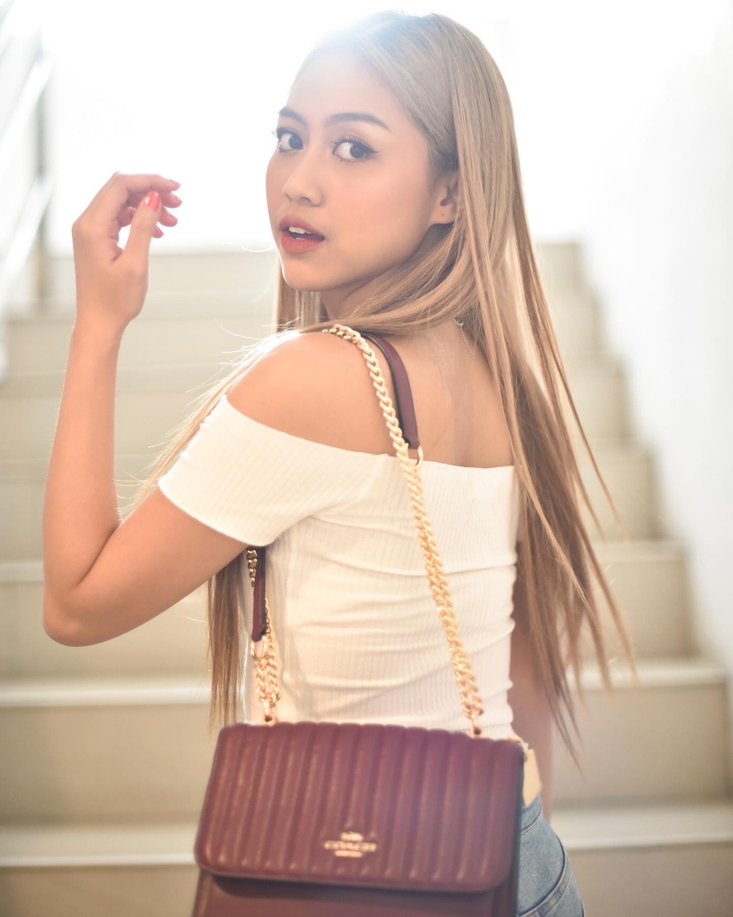 Sisca Saras on Twitter: "HAH? https://t.co/6dDAhnE139" / Twitter