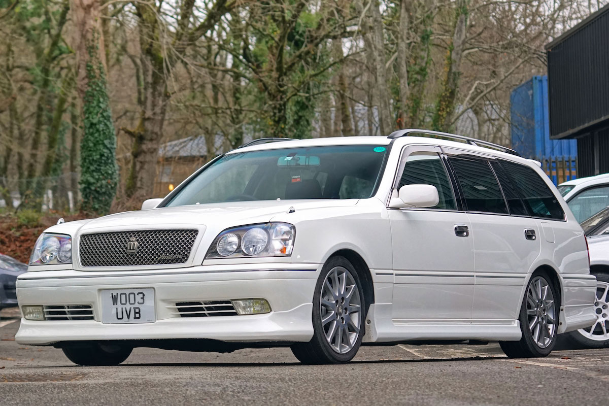 Toyota Crown Wagon File:Toyota Crown Athlete Wagon (41570349850).jpg